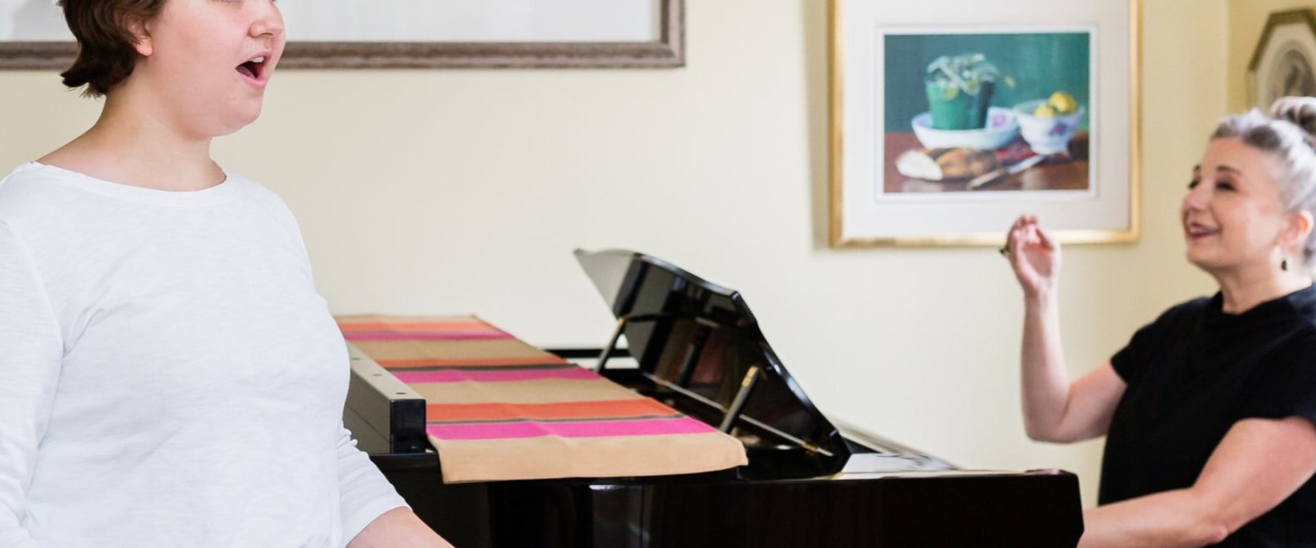 Can anyone take singing lessons?